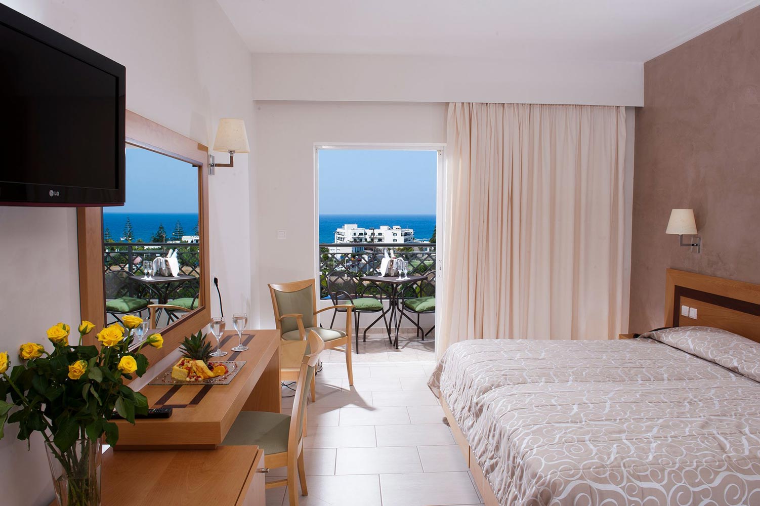 Grand Hotel Holiday Resort | Hersonissos, Crete